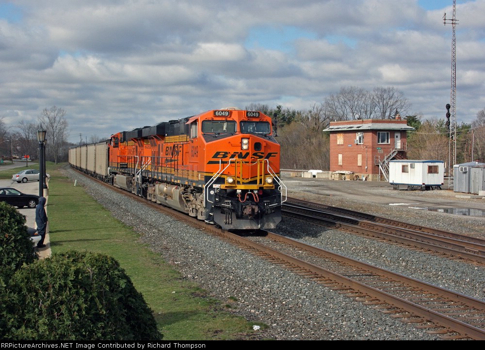 BNSF 6049
